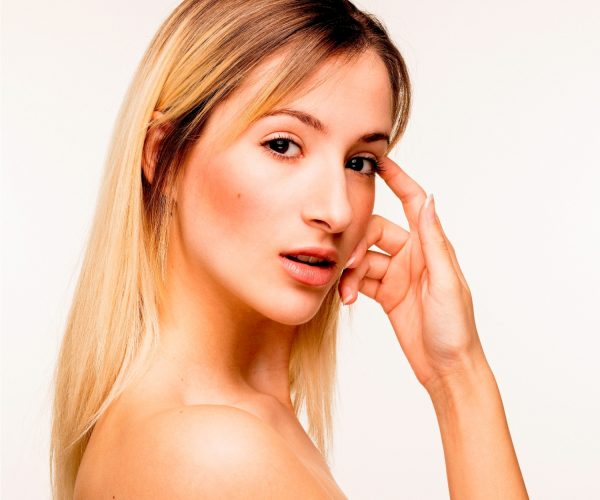 CONTACT – 86 Beauty Lounge